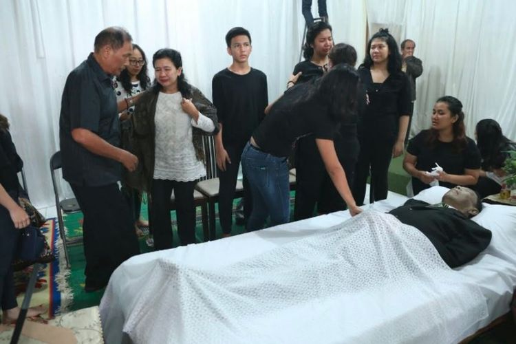 Berita Advent Bangun Meninggal Dunia Terbaru Hari Ini - Grid.ID