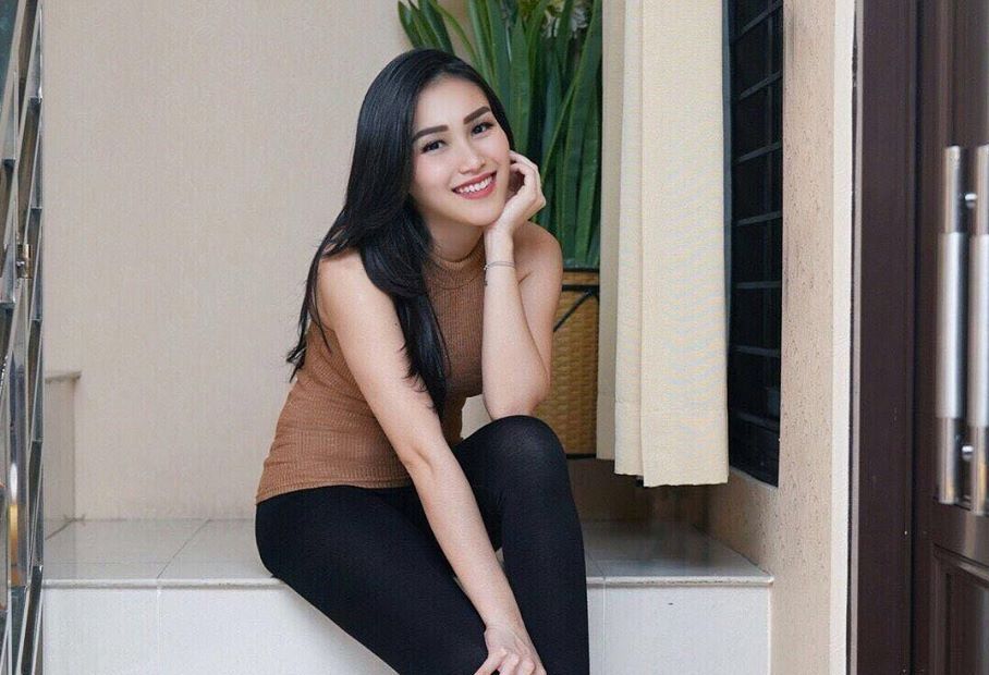 Ayu Ting Ting Telanjang