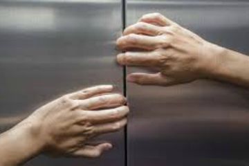 Berita Lift Rusak Terbaru Hari Ini - Grid.ID