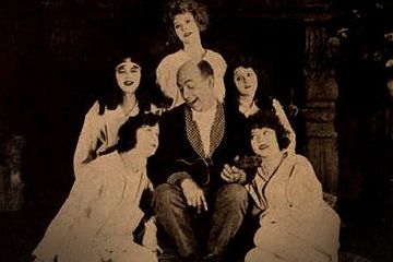 Berita Alexander Hare Terbaru Hari Ini - National Geographic