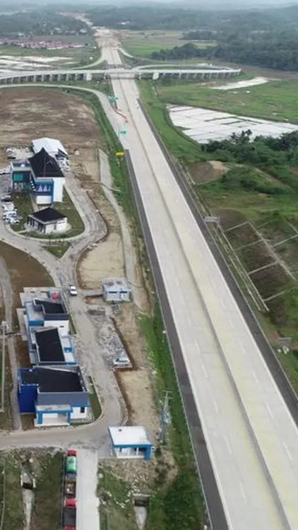 Penyebab Pembangunan Belum Merata di Indonesia Dilihat dari Aspek Geografis