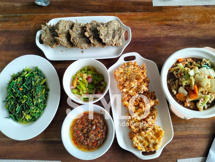 Sensasi Makan Seafood Ternikmat di Raja Oci Manado, Wajib Mampir! - Stylo