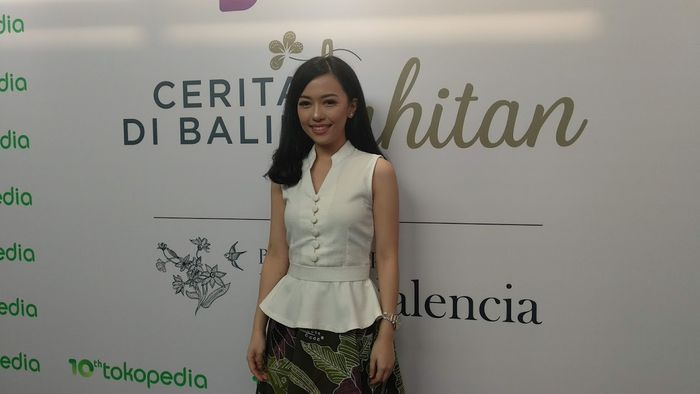 Batik Kultur by Dea Valencia Bersama Tokopedia Luncurkan Kampanye ...