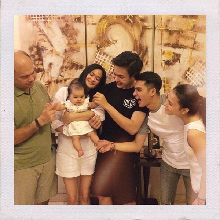 Tak Disangka, Aktor Tampan Ini Ada Hubungan Keluarga Dengan Soekarno - Semua Halaman - Nakita