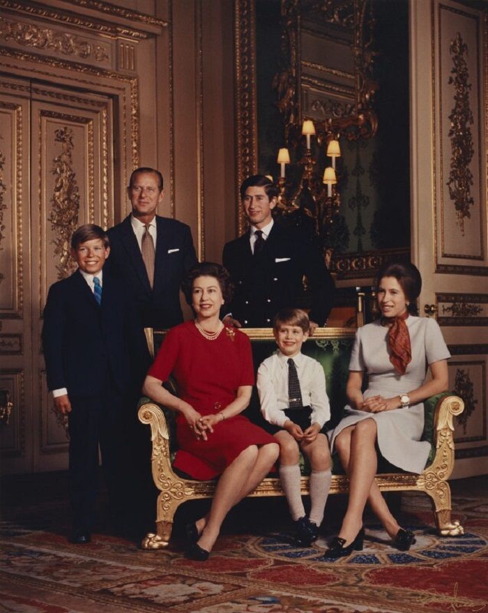 Meski Jadi Putera Mahkota, Hubungan Pangeran Charles dengan Ratu ...