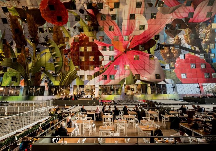 Markthal Rotterdam, Food Market Artsy Dengan Interior Mural Raksasa - iDEA