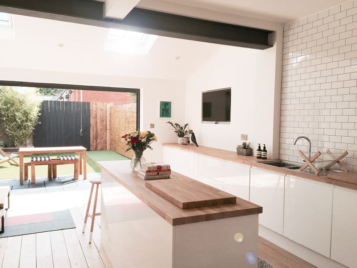 Meja Island Multifungsi, Cocok Untuk Dapur yang Berukuran Besar - iDEA