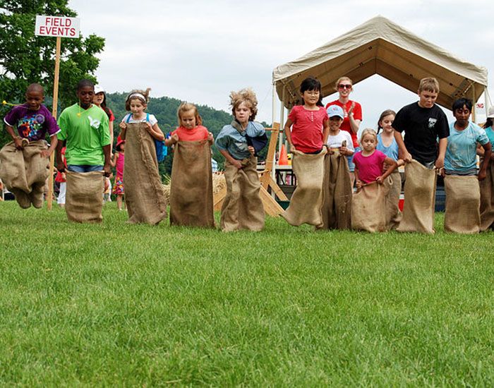 Mau Ikut Lomba 17 Agustusan? Pelajari Dulu Triknya! - Bobo