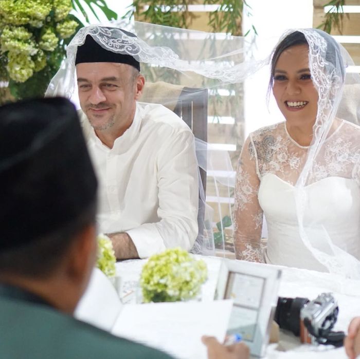 7 Potret Cantik Cinta Ramlan, Adik Olla Ramlan yang Baru Saja Menikah