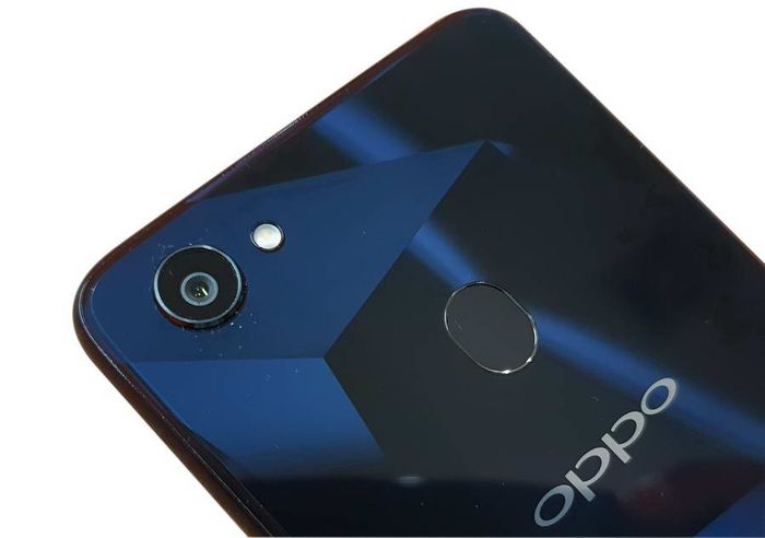 OPPO F7: Efek Bokeh dan Vivid Color Bermodalkan Kamera Tunggal - Semua ...