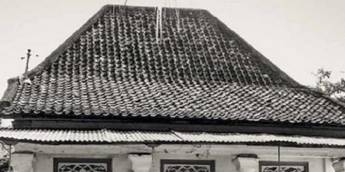 Yuk Intip Uniknya 6 Desain Atap Rumah Adat yang Sarat Akan Makna!