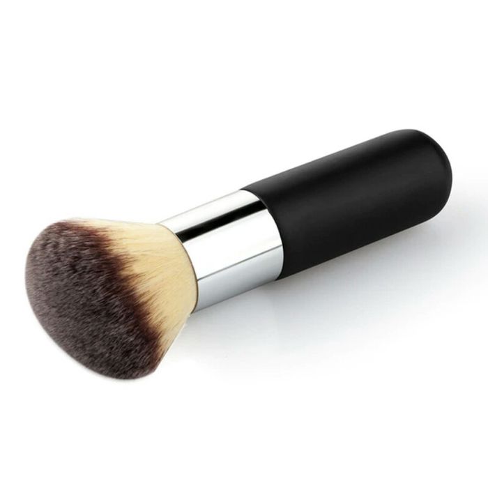 Yuk, Kenali 5 Jenis Kuas Makeup dan Kegunaannya yang Wajib Dimiliki ...