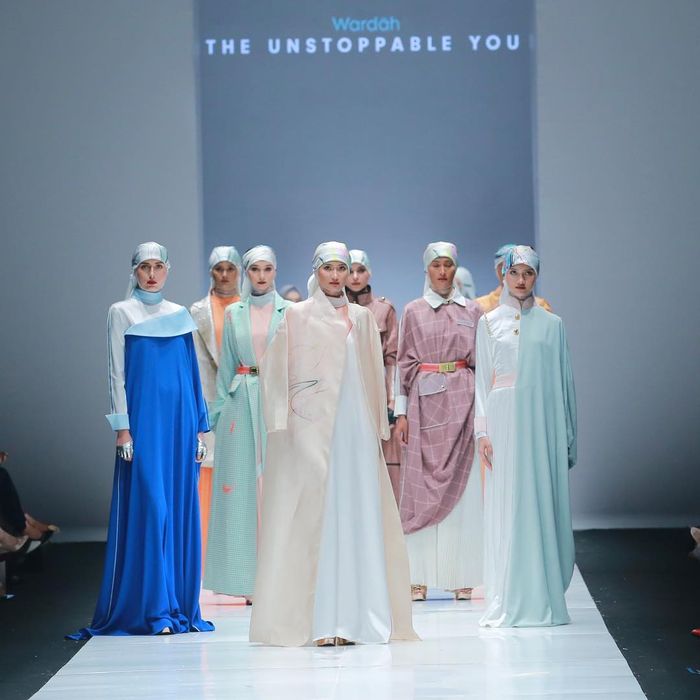 Jakarta Fashion Week 2019: Norma Hauri Usung Koleksi Busana Simpel ... Jakarta Fashion Week 2019: Norma Hauri Usung Koleksi Busana Simpel ...