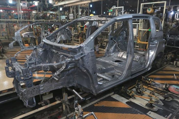 Teknologi Canggih dalam Produksi Toyota di Indonesia