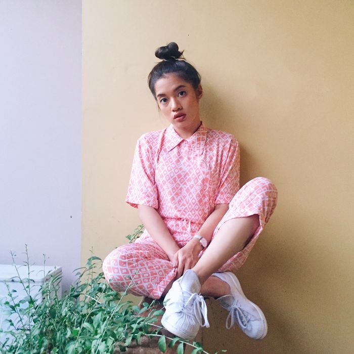 8 Gaya Trendy Cantika Abigail, Putri Penyanyi Jean Pattikawa - Semua ...