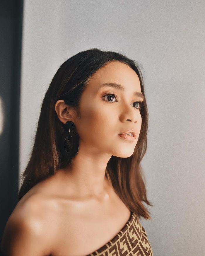 6 Gaya Rambut Audrey Tapiheru 'GAC'. Stunning & Unik Banget! - CewekBanget