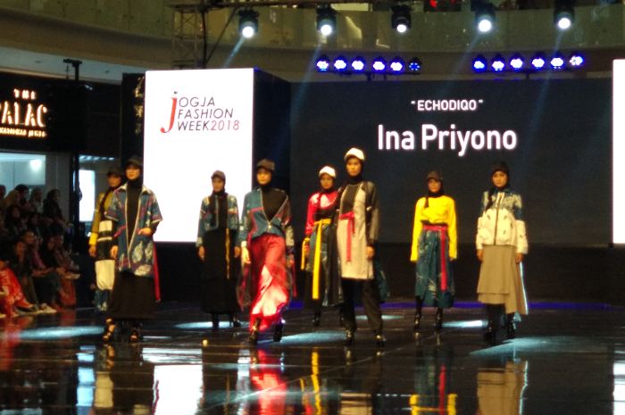 Deretan Tren Busana Modest Terbaru di Hari Ke 2 Jogja Fashion Week 2018 ...