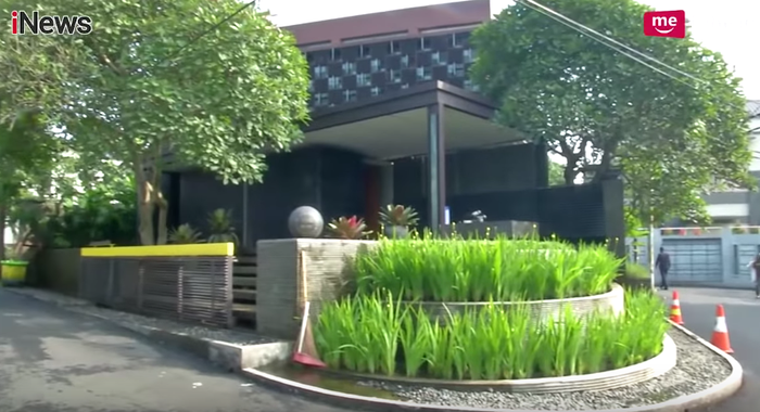 Dari Sampah Jadi Berkah, Begini Uniknya Rumah Ridwan Kamil, Terbuat ...