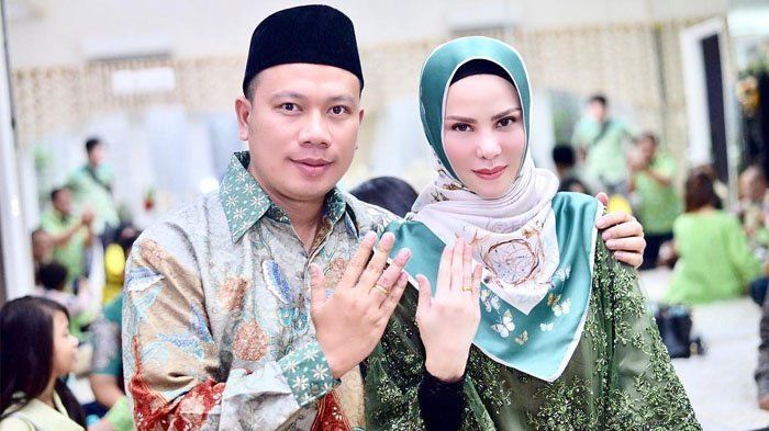 Terkenal Sejak Gagal Nikah dengan Zaskia Gotik, Siapa Sangka Vicky ... Terkenal Sejak Gagal Nikah dengan Zaskia Gotik, Siapa Sangka Vicky ...