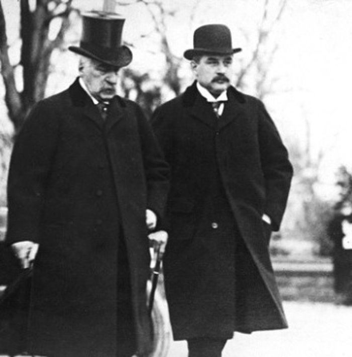 Deretan Keluarga Kaya Raya yang Disebut Bisa Kendalikan Dunia ...