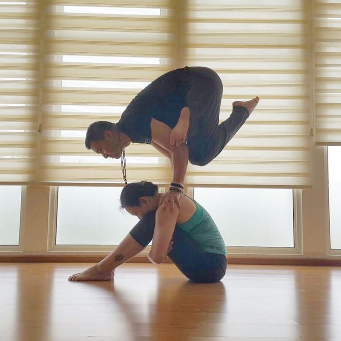 Jadi Instruktur Yoga Sejak 2004, Anjasmara Melatih Yoga Hingga ke Dubai ...