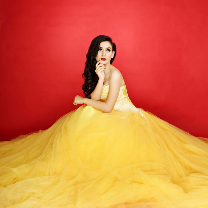 Bak Putri Disney, Irish Bella Tampil Memukau dengan Gaun Kuning seperti ...