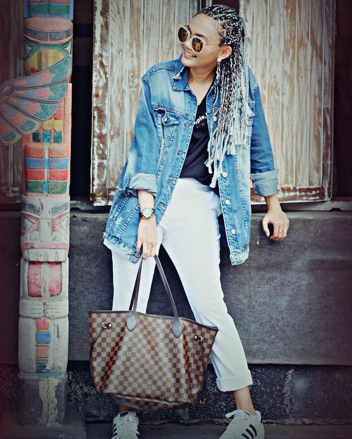 Sering Ganti Gaya Rambut, Begini Penampilan Rina Nose yang Unik dan ...