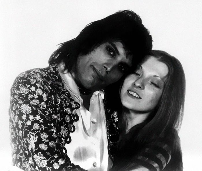7 Potret Freddie Mercury dan Mary Austin, Cinta Sejati Sang Vokalis ...
