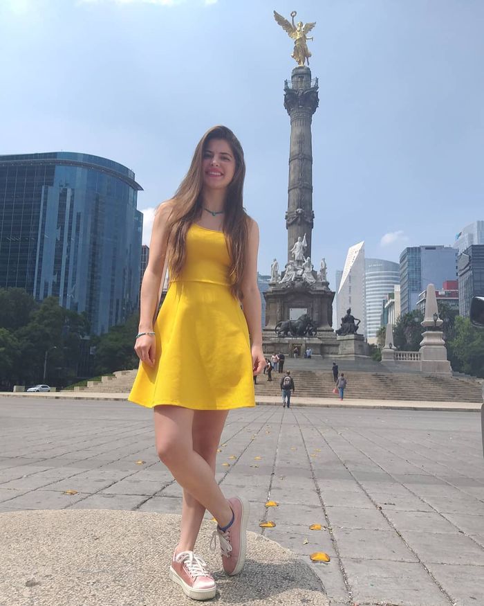 Bikin Tampilan Fresh, Ini 5 Gaya Pemeran Dulce Maria, Daniela Aedo ...