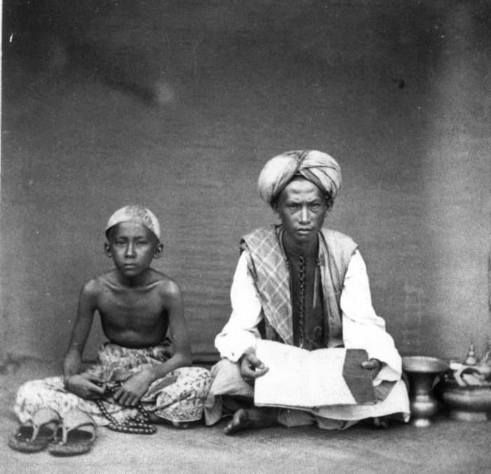 Santri-santri Bengal Zaman Kolonial - Semua Halaman - National Geographic