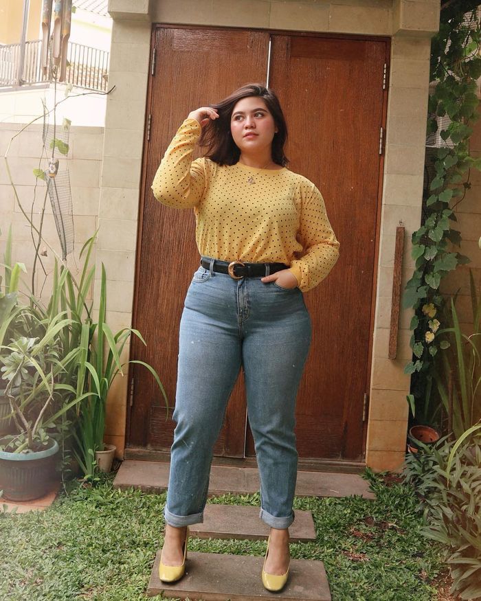 Inspirasi OOTD Badan Plus Size Ala Sarah Ayu, Beauty Vlogger Blasteran ...