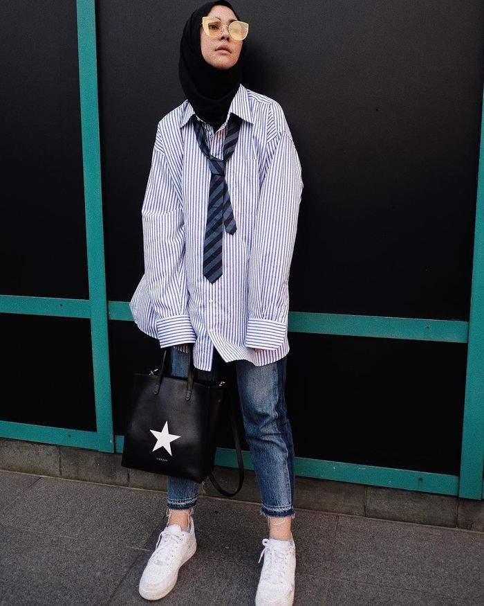 Ingin Tampil Tomboy Dengan Hijab? Yuk Simak Inspirasi Style Hijab ... Ingin Tampil Tomboy Dengan Hijab? Yuk Simak Inspirasi Style Hijab ...