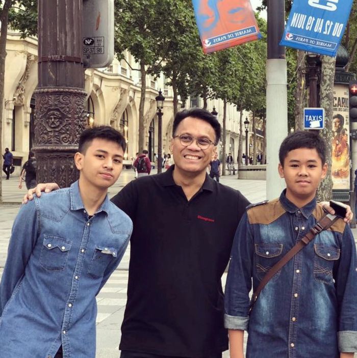 Kompaknya 2 Putra Yuni Shara, Cavin dan Cello yang Sudah Remaja ...