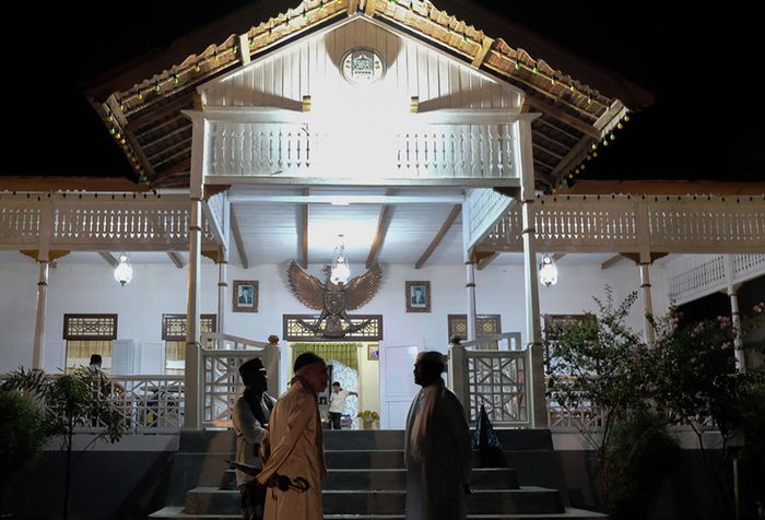 Baku Pukul Manyapu, Atraksi Unik dari Maluku Tengah Saat Awal Bulan ...