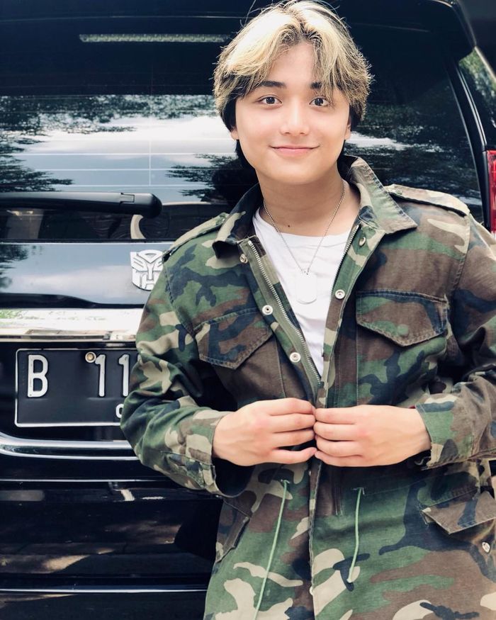 10 Potret Leon Dozan, Anak Willy Dozan yang Ternyata Fans BIGBANG ...