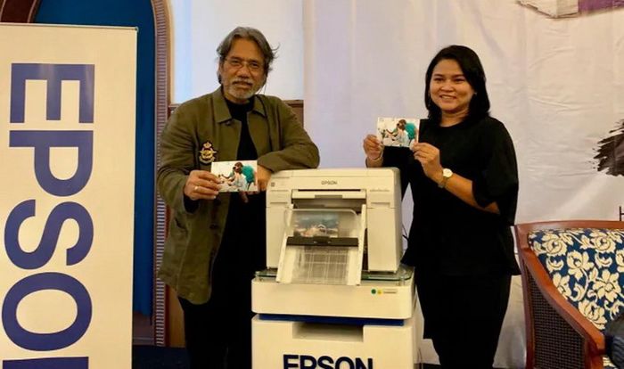 Epson Luncurkan SureLab SL- D830, Printer Foto Ringkas untuk Bisnis - Info Komputer