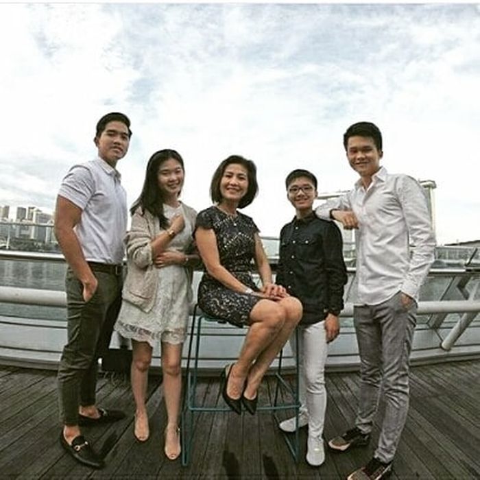 Awet Muda dan Cantik, Ini 5 Pesona Calon Mertua Kaesang Pangarep Ibunda ... Awet Muda dan Cantik, Ini 5 Pesona Calon Mertua Kaesang Pangarep Ibunda ...