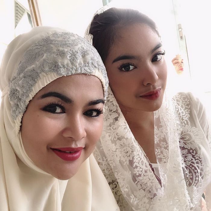 Mamanya Jadi Anggota Dewan, Intip 5 Momen Kompak Syandria Kameron ...