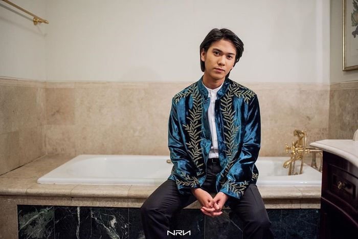 Deretan Artis Tampan Berambut Gondrong, Gaya Siapa Paling Cocok ... Deretan Artis Tampan Berambut Gondrong, Gaya Siapa Paling Cocok ...