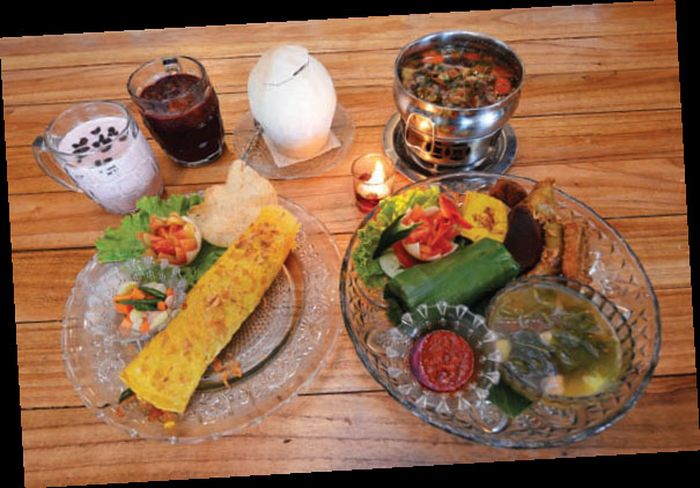 Mau Jalan Saat Liburan? Tilik Resto di Bandung yang Buka 24 Jam ...