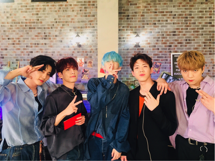 Sungjin Ungkap Perjalanan Panjang Debut DAY6, Sering Bertengkar Hingga ...