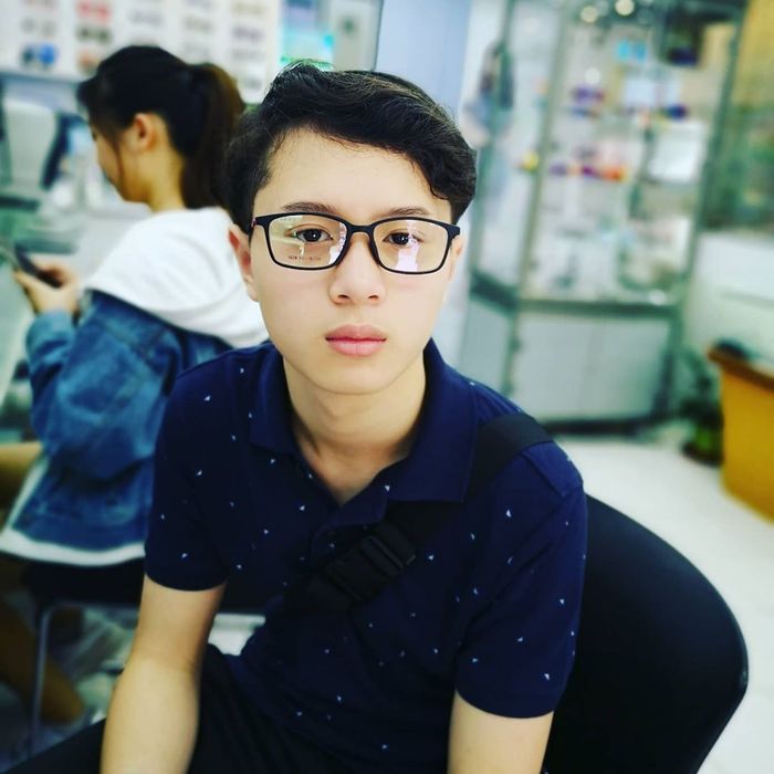 7 Potret Olivier DeAngelo, Putra Sulung Pierre Roland 'Gerhana' yang ...