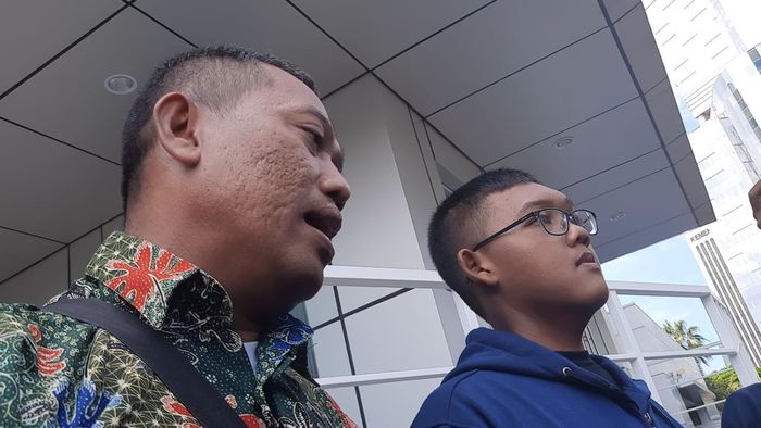 Tak Hanya Operasi, Arya Permana Sukses Turunkan Berat Badan Hingga 109 ...