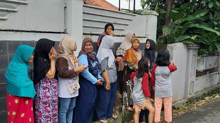 Pengakuan Tetangga Tentang Sosok Ashraf Sinclair, Kebiasaan Suami BCL ... Pengakuan Tetangga Tentang Sosok Ashraf Sinclair, Kebiasaan Suami BCL ...