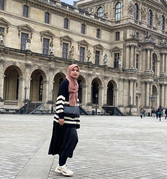 Shireen Sungkar Dan Teuku Wisnu Liburan