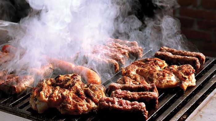 Walau Dinilai Menambah Cita Rasa, Membakar Makanan dengan Arang ...