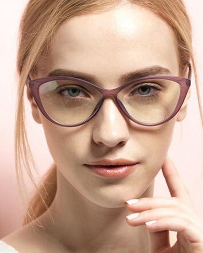 5 Model Kacamata yang Cocok untuk Kamu Si Wajah Bulat, Bikin Tirus ... 5 Model Kacamata yang Cocok untuk Kamu Si Wajah Bulat, Bikin Tirus ...