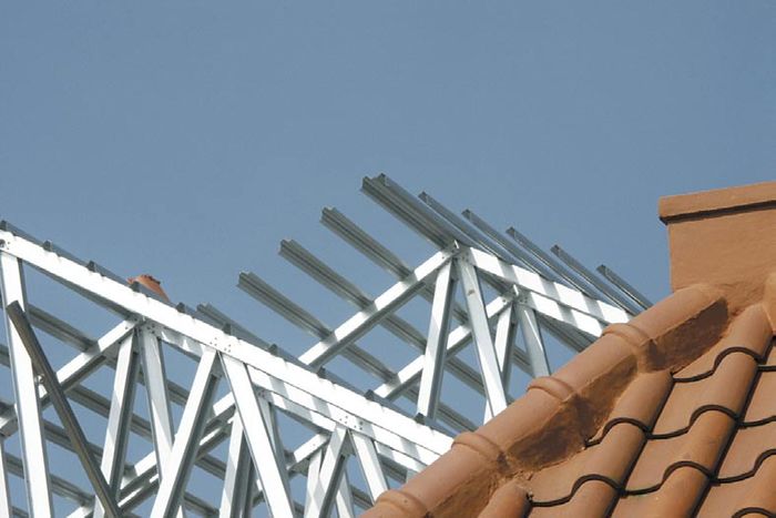 Atap Bentuk Perisai Handal menahan Terpaan Angin, Ini Karakteristiknya ...