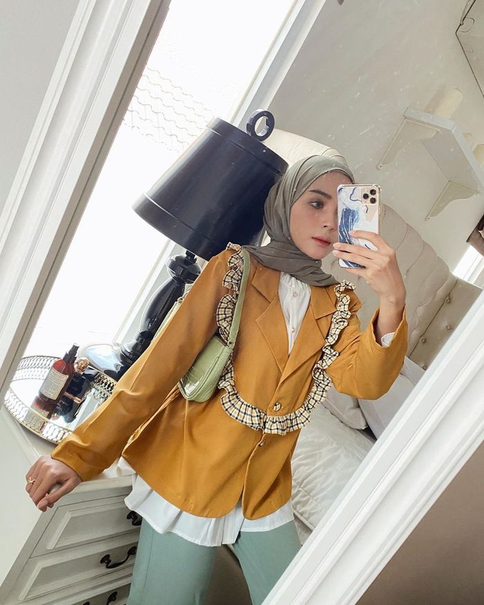 Inspirasi OOTD Pakai Masker dan Busana Hijab Modis ala Selebgram ...