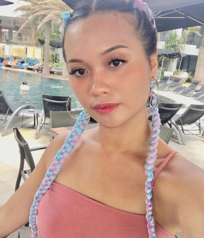 Biodata StyloBebs Batch 2, Maria Pinita Angelia - Semua Halaman - Stylo